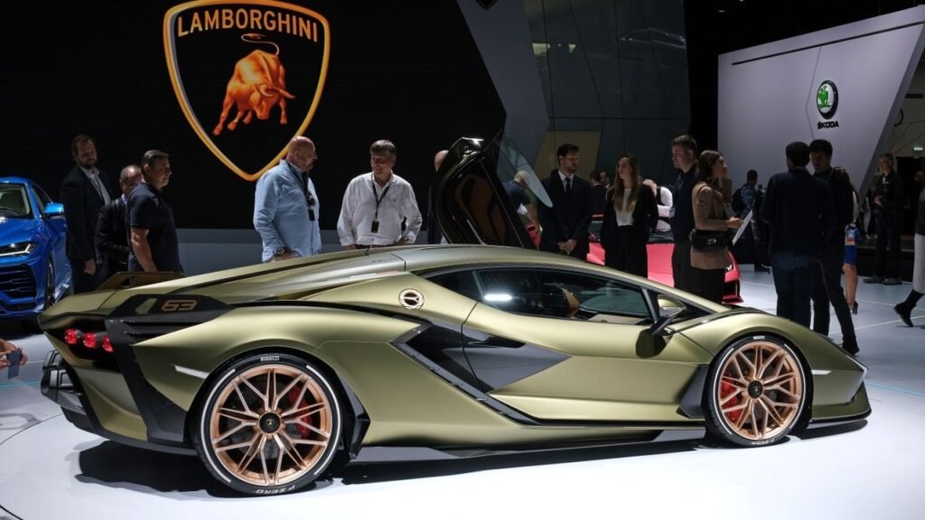 Exciting Gas Mileage For Lamborghini Pictures